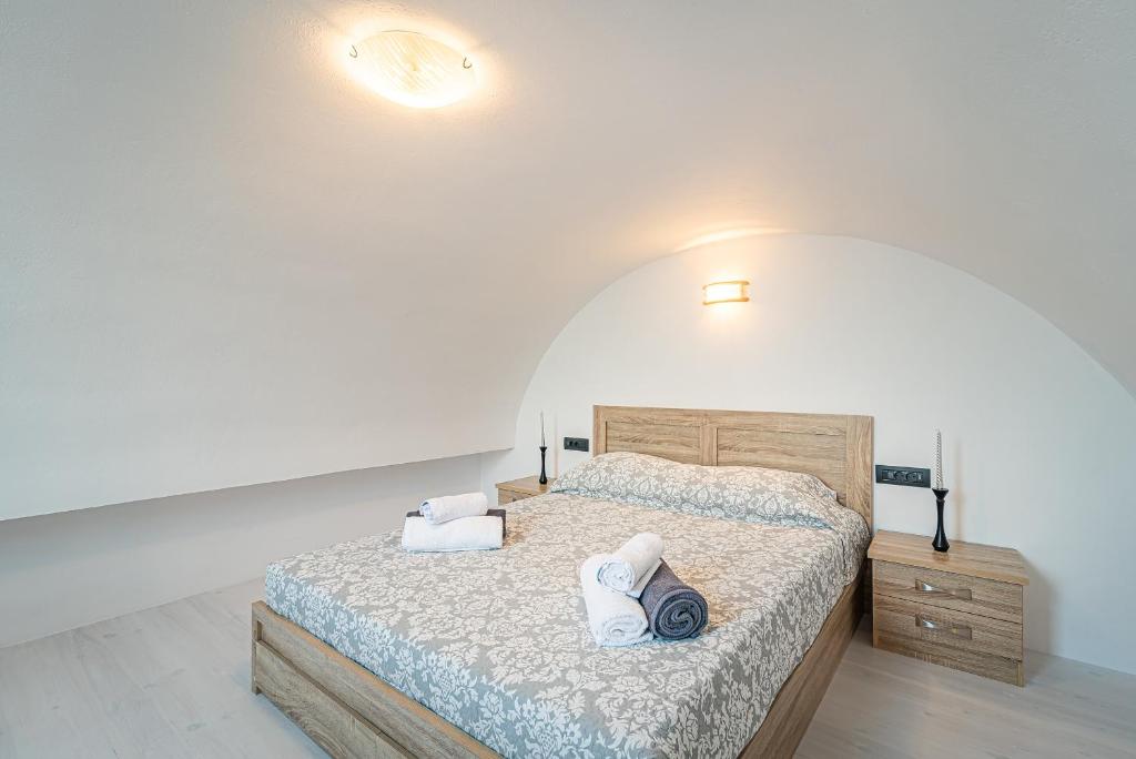 Rhenea Resort, Imerovigli (updated prices 2025)