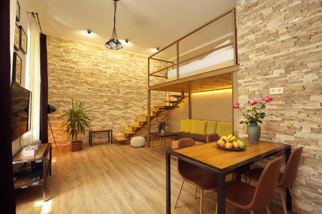The Stoned Loft-Budapest, Budapest (updated prices 2025)