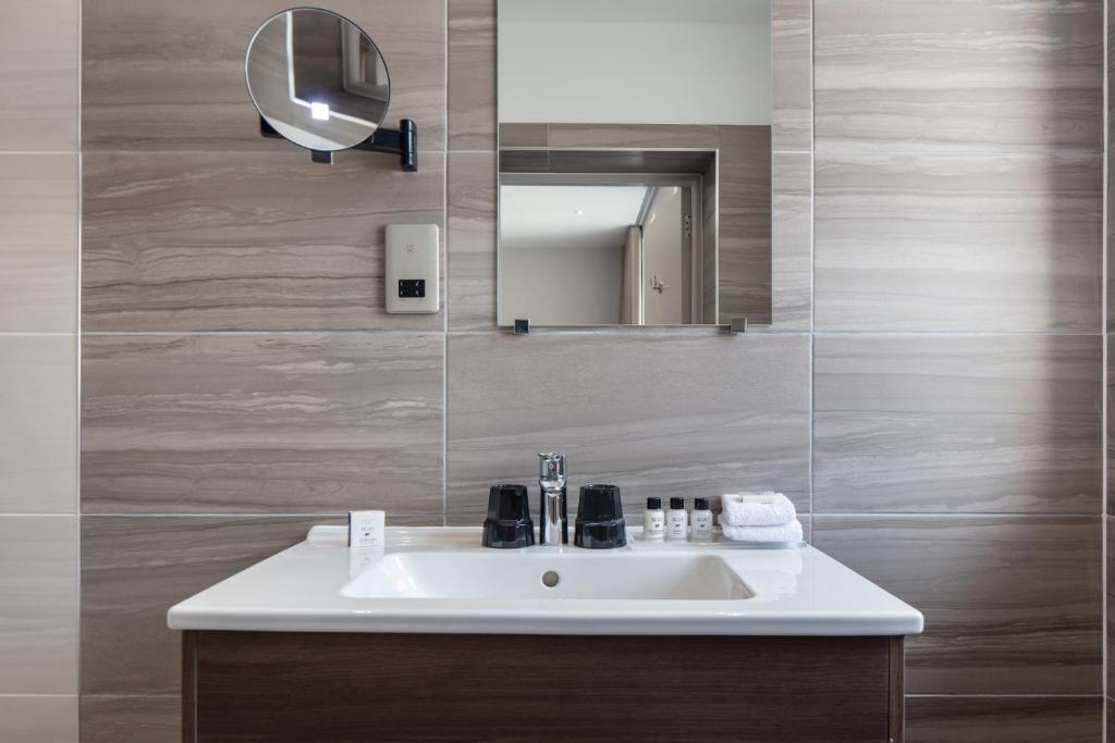 Colessio, Stirling (updated prices 2025)