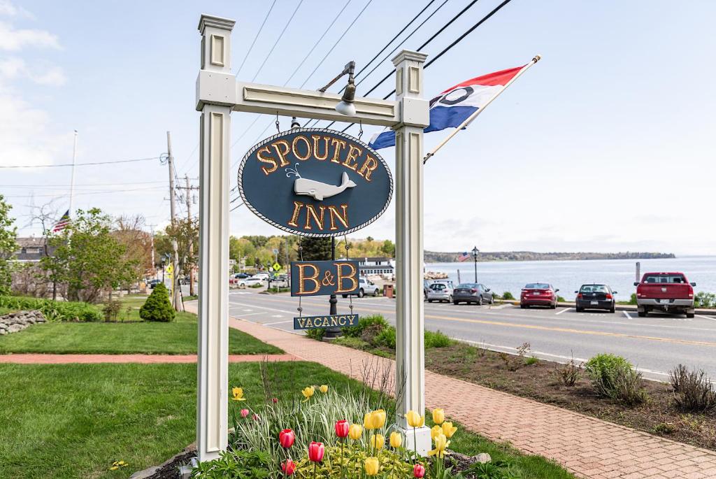 Spouter Inn Bed & Breakfast, Lincolnville – Updated 2023 Prices
