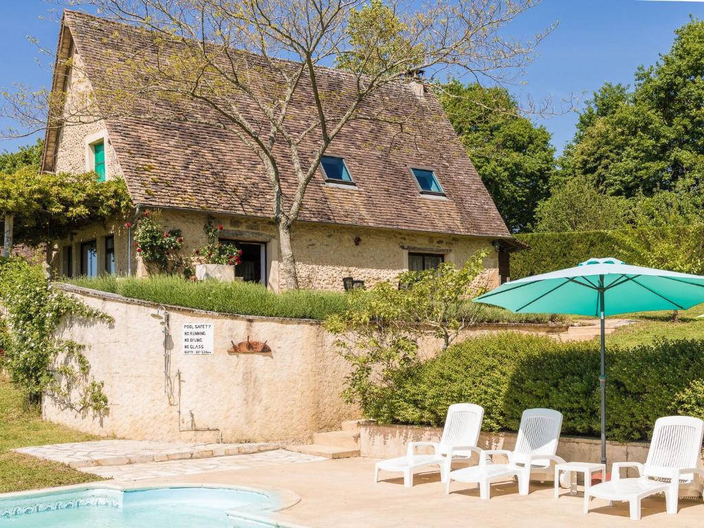 Holiday Home in Dordogne with Pool, Thenon (tarifs actualisés, 2026)