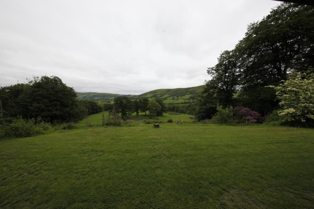 Plas Esgair, Llanbrynmair (updated prices 2025)