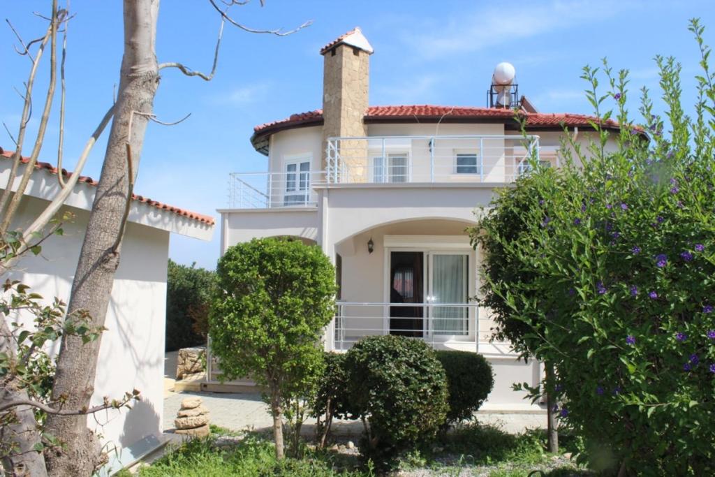 Beach House, Kérynia (updated prices 2025)