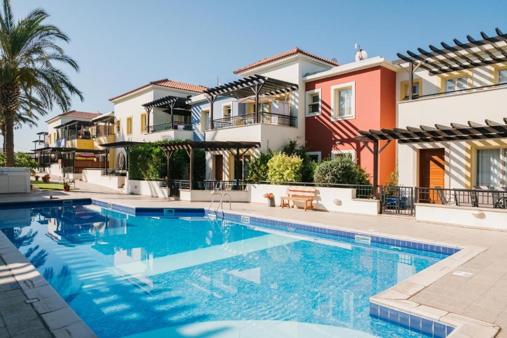 Aphrodite Gardens No.9 Luxury Apt - Paphos