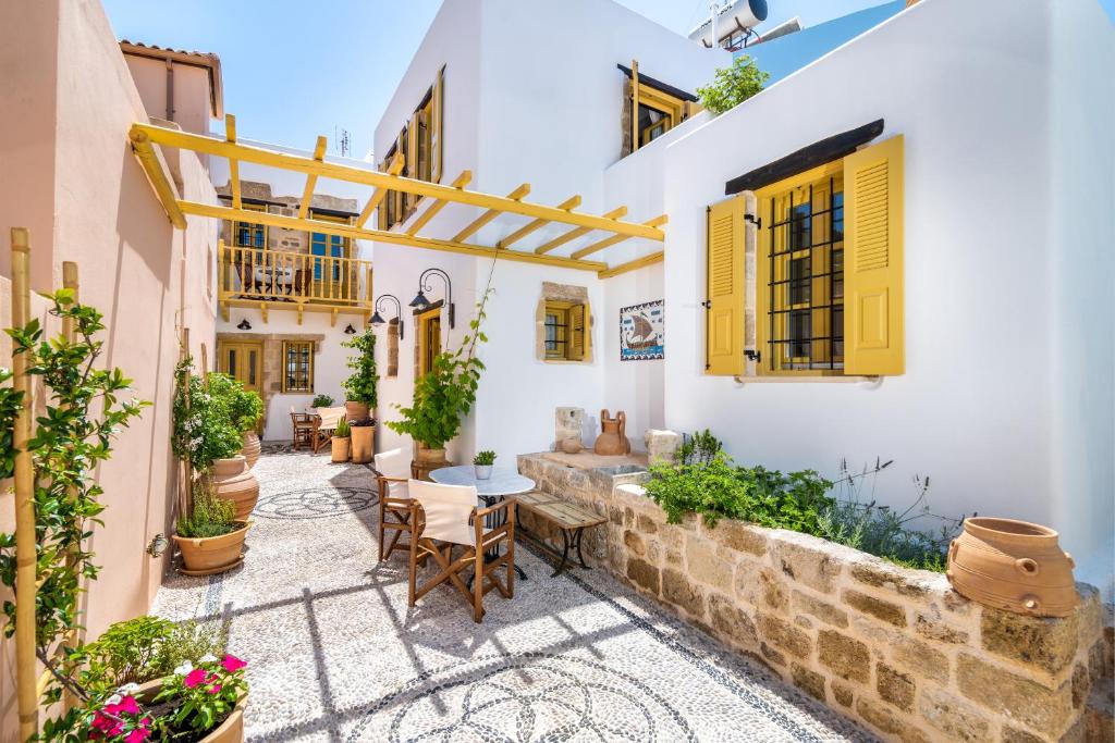 Villa il Vecchio Cortile, Rhodes Town (updated prices 2026)