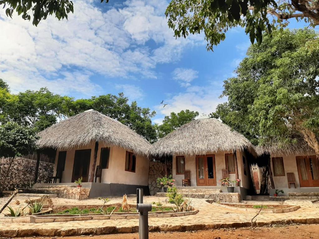 Mulia Bungalows, Nembrala (updated prices 2025)