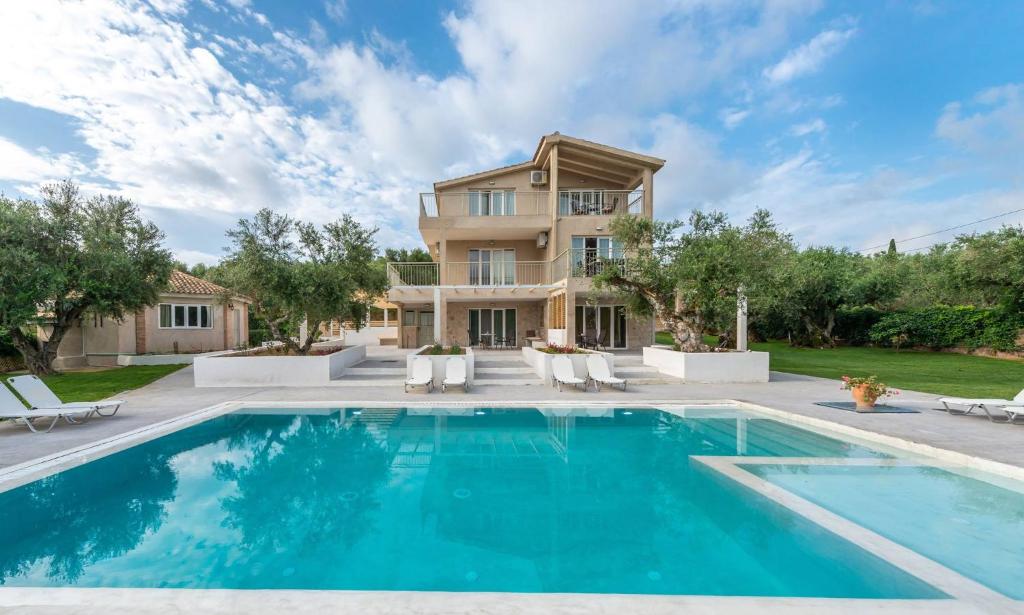 JARDIN de VILLE, Lithakia (updated prices 2025)