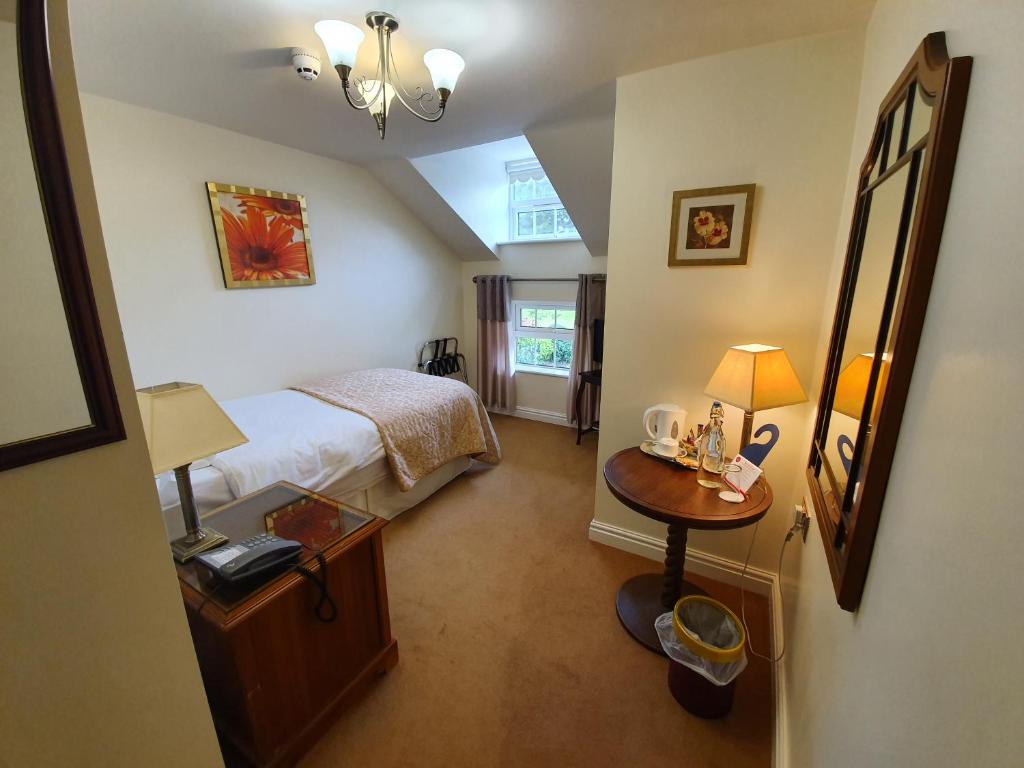 The Upper House, Stoke on Trent (updated prices 2025)