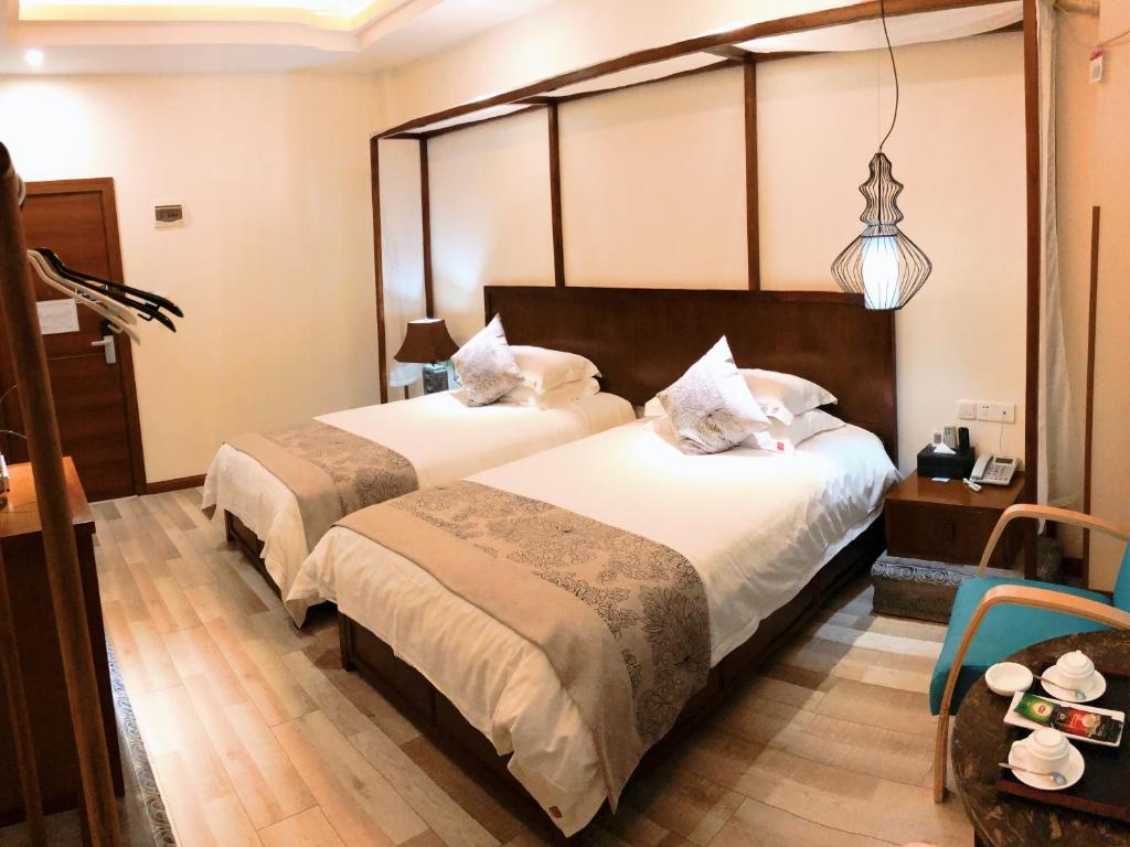 Guilin Crystal Crescent Moon Hotel, Guilin (updated prices 2025)