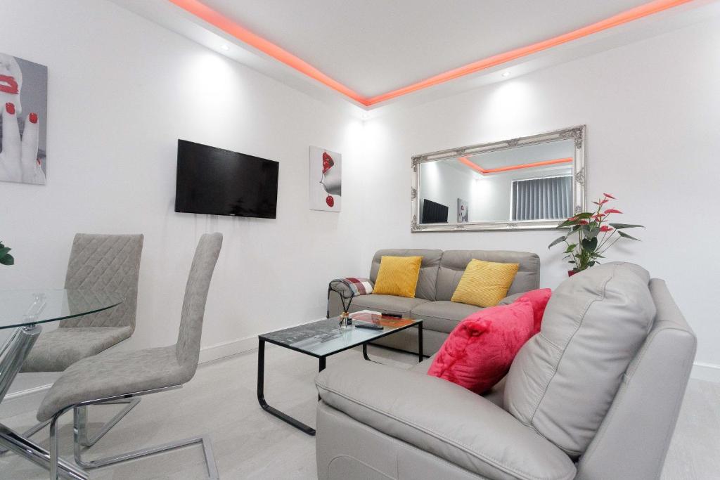 Burton House, Leeds (updated prices 2026)