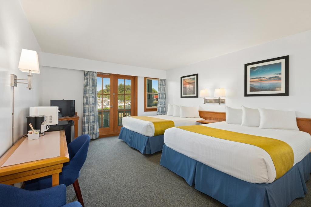 Canadian Princess Lodge & Marina, Ucluelet (updated prices 2025)