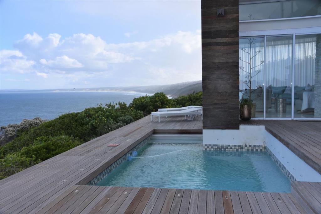 White Water Retreat - Pinnacle Point, Mossel Bay (updated prices 2025)