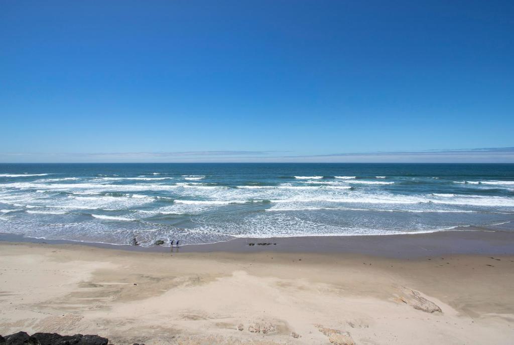 Moolack Shores Inn, Newport (updated prices 2025)