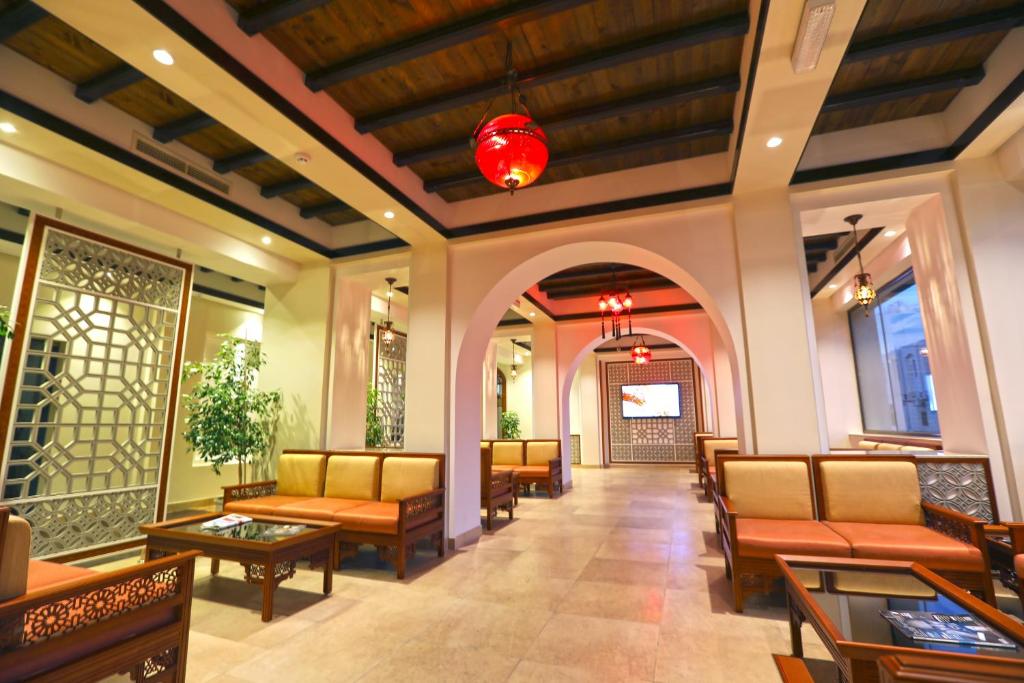 Delmon International Hotel, Manama (updated prices 2025)