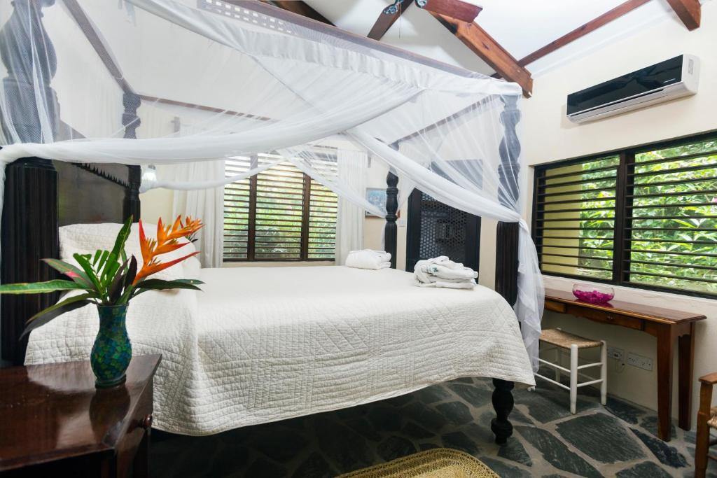 Stonefield Villa Resort, Soufrière (updated prices 2025)