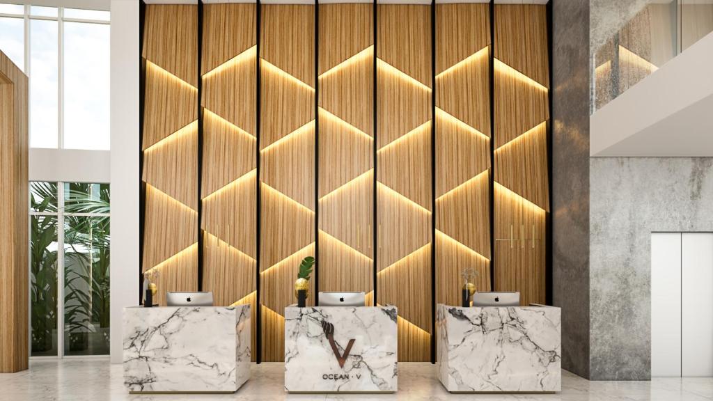 Ocean V Hotel, Pereybere (updated prices 2025)