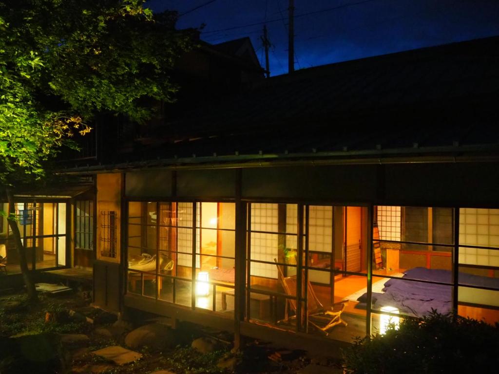 飲んで泊まれる古民家 -浮木-Fumoku - Okaya