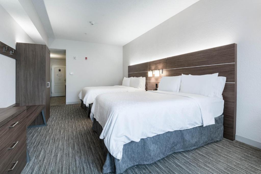 Holiday Inn Express Hotel & Suites Jasper by IHG, Jasper (updated ...