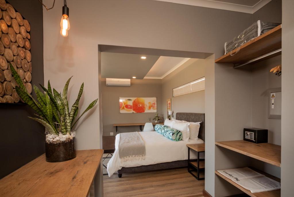 Letaba Junction Lodge, Letsitele (updated prices 2025)