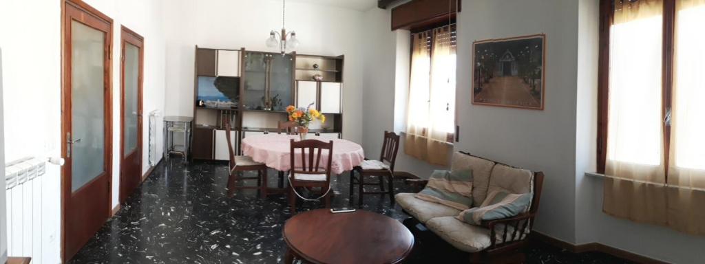 Via Roma 44, Follonica – Aktualisierte Preise für 2023