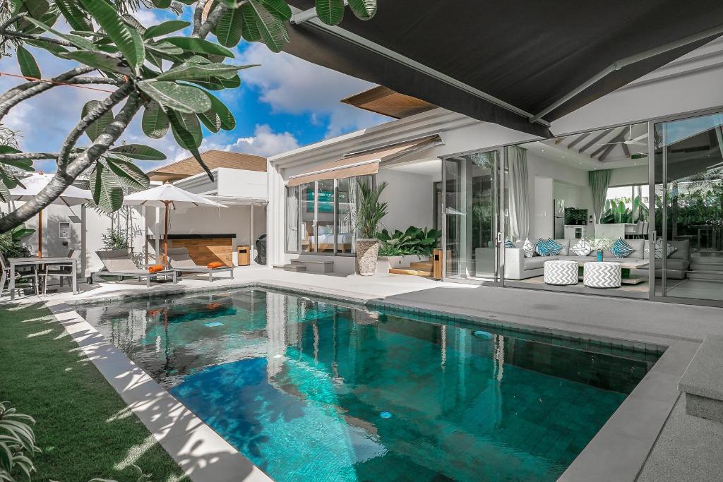 Modern 3BR Villa with Private Pool and BBQ, Bang Tao Beach (updated ...