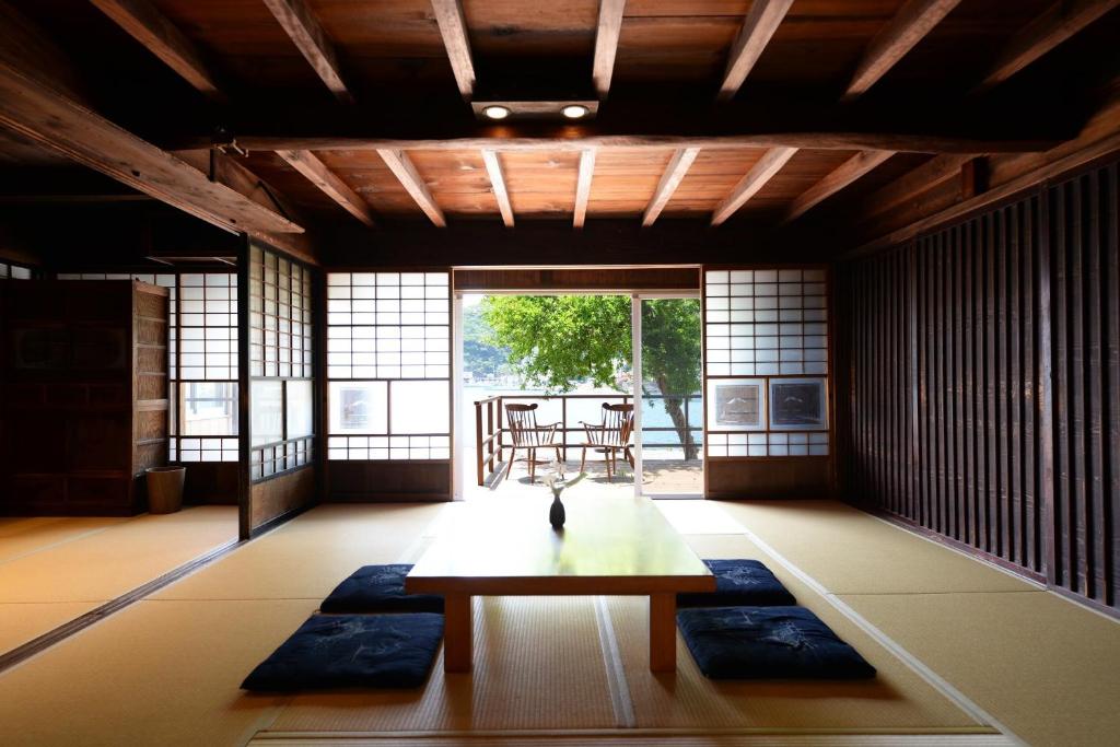 Seaside chartered inn Taishokan Zakuro / Vacation STAY 46117, Matsue (precios actualizados 2024)