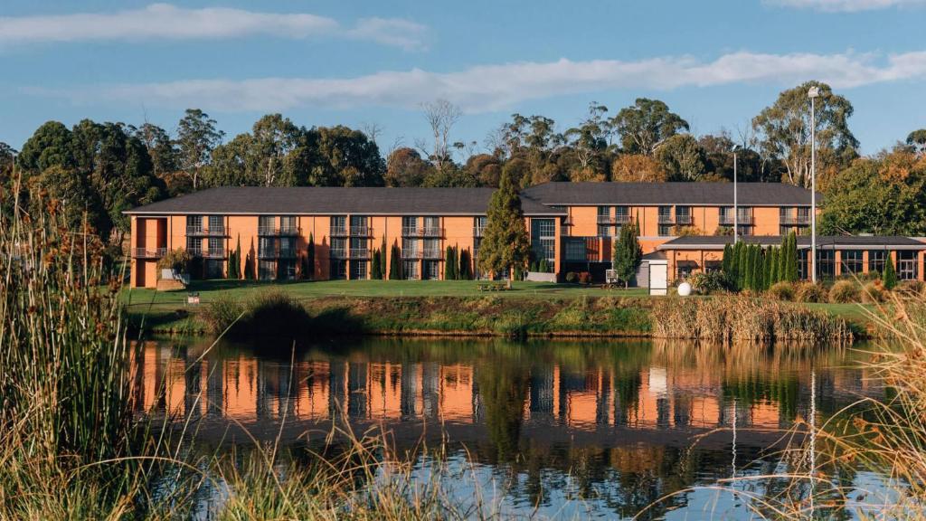 Country Club Tasmania, Launceston (updated prices 2025)