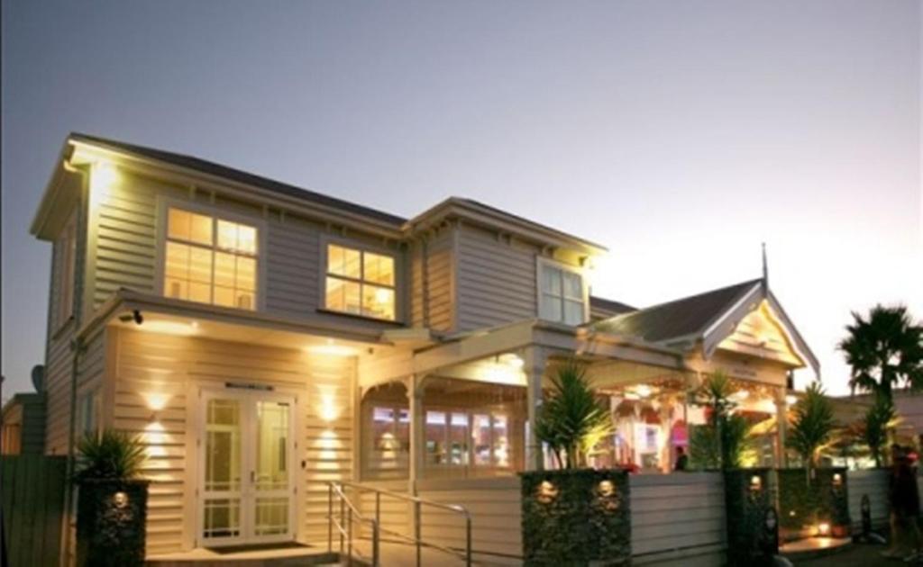Tuakau Hotel, Tuakau (updated prices 2025)