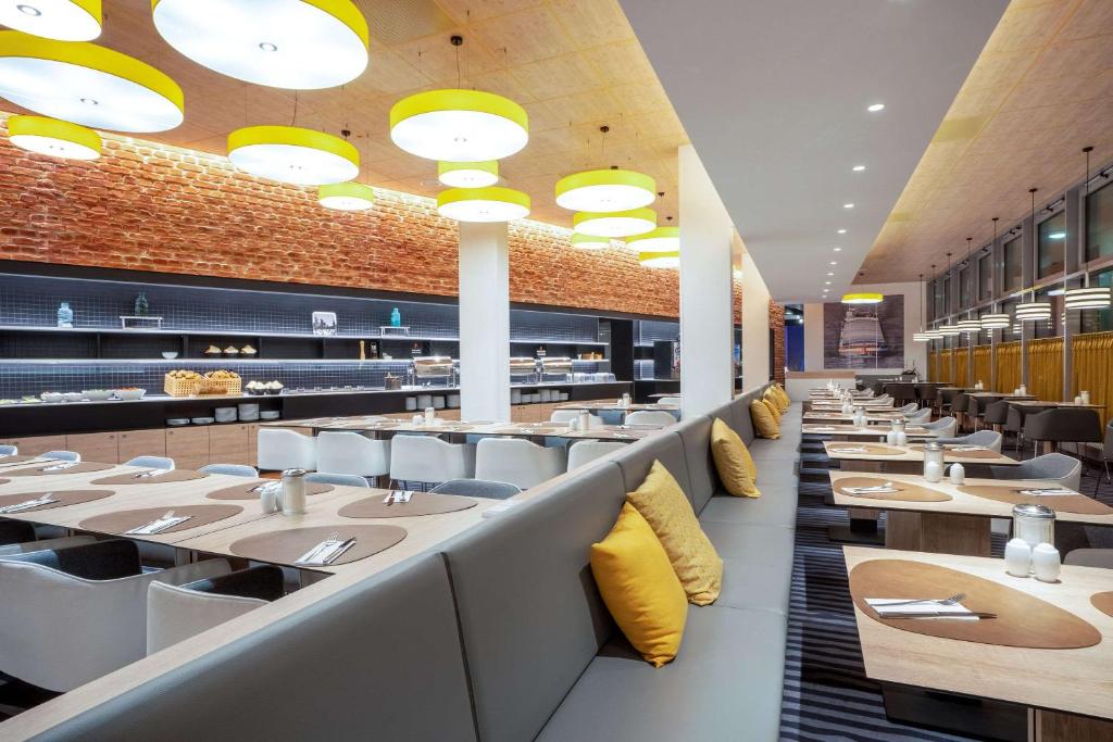 Hey Lou Hotel Frankfurt Airport, Kelsterbach (aktualisierte Preise für ...