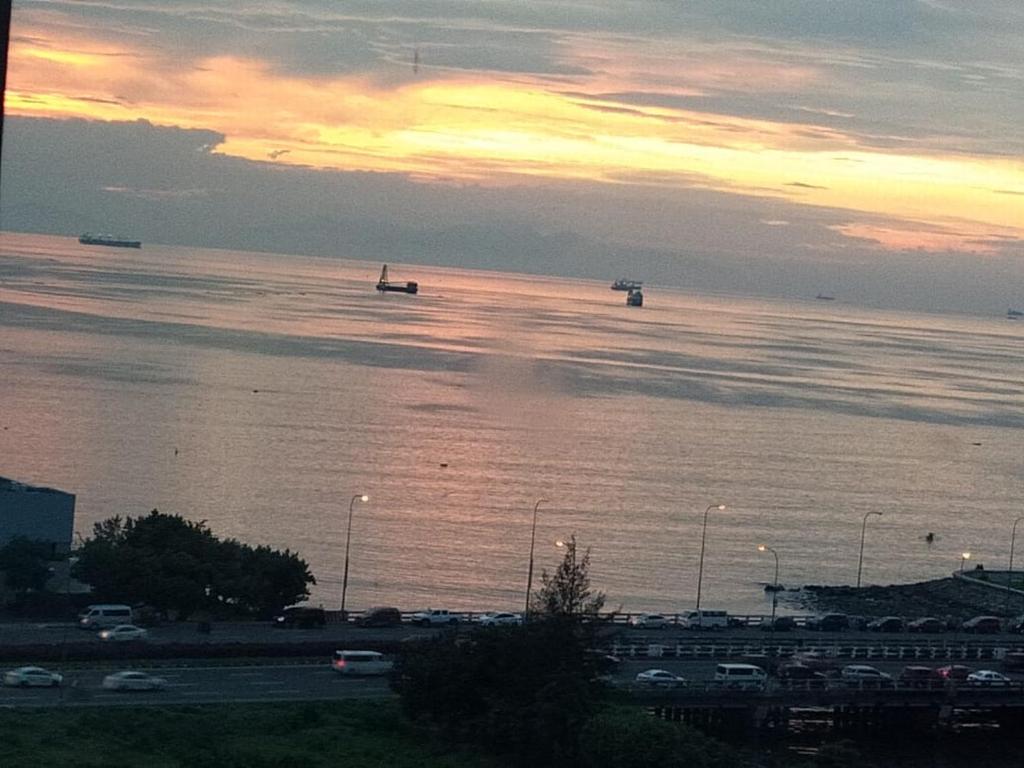 Shore Residences MOA, Manila (updated prices 2025)