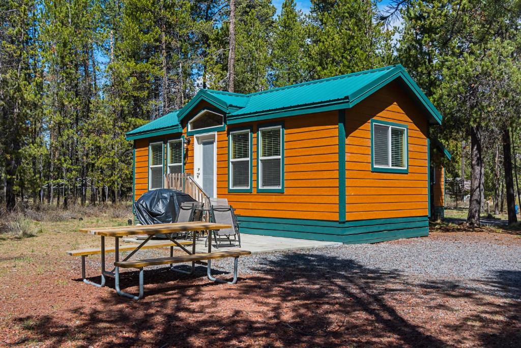 Bend-Sunriver Camping Resort Cottage 1, Sunriver (updated prices 2026)