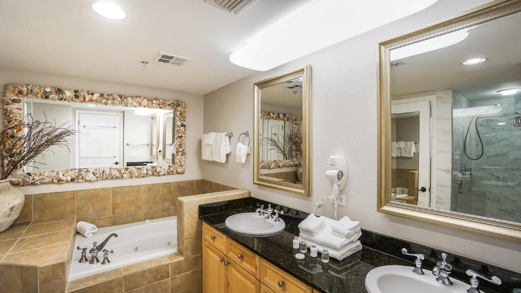 Portofino Island Resort, Pensacola Beach (updated prices 2025)