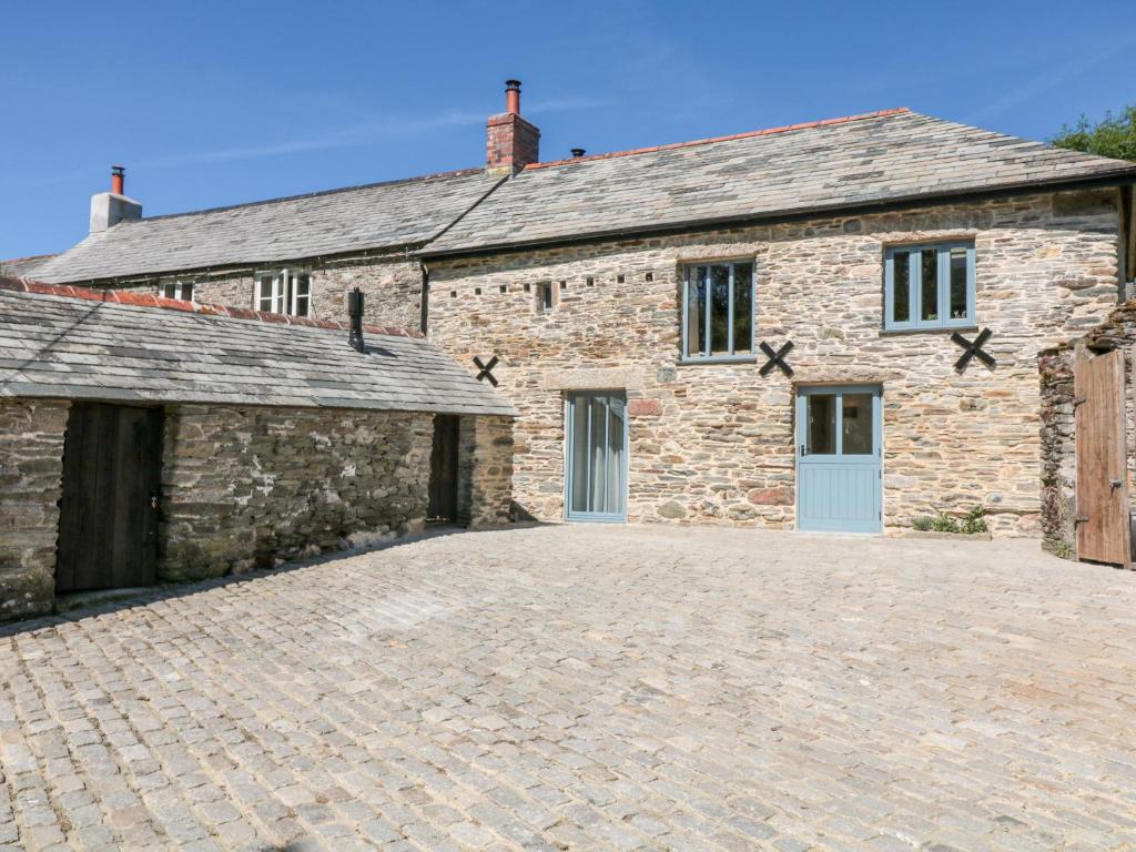 Manor House Barn, Camelford (updated prices 2026)