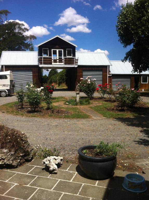 The Gatehouse in Ashley Clinton - Traveleto