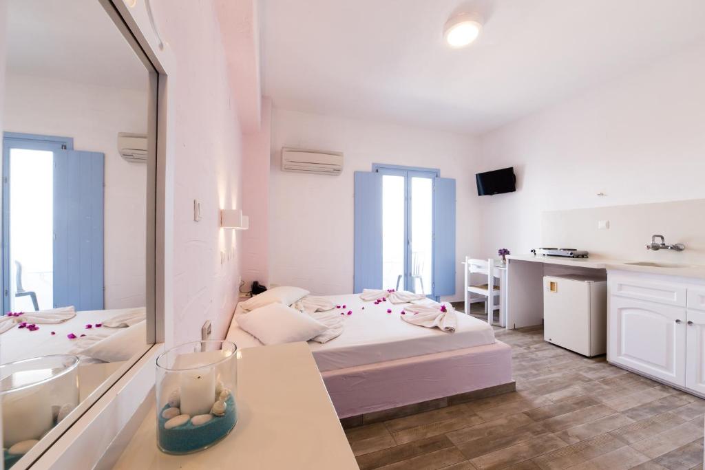 Stratos Apartments & Studios, Parikia (updated prices 2025)