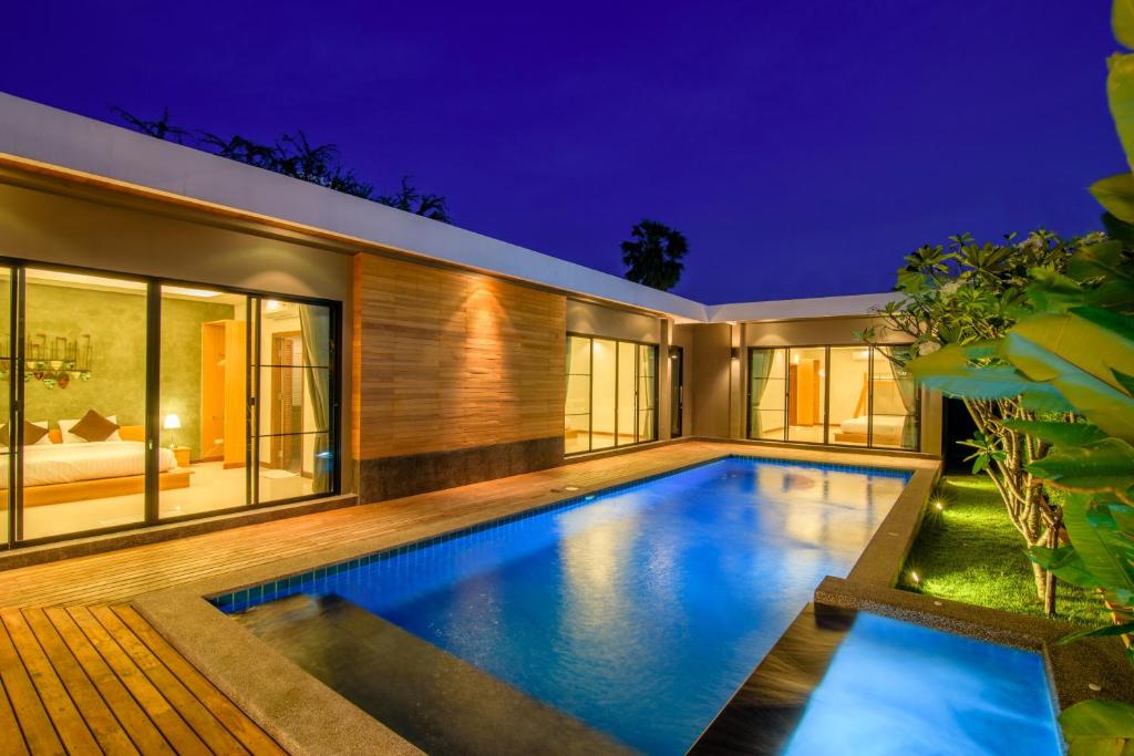 Seahouses Huahin pool villa, Hua Hin (updated prices 2025)