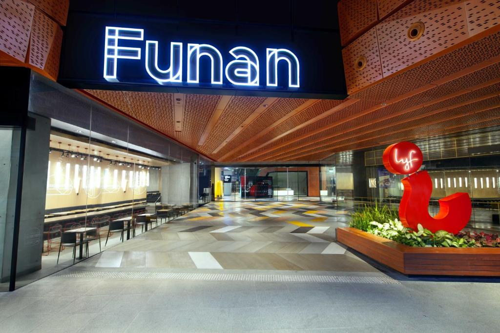lyf Funan Singapore, Singapore (updated prices 2025)