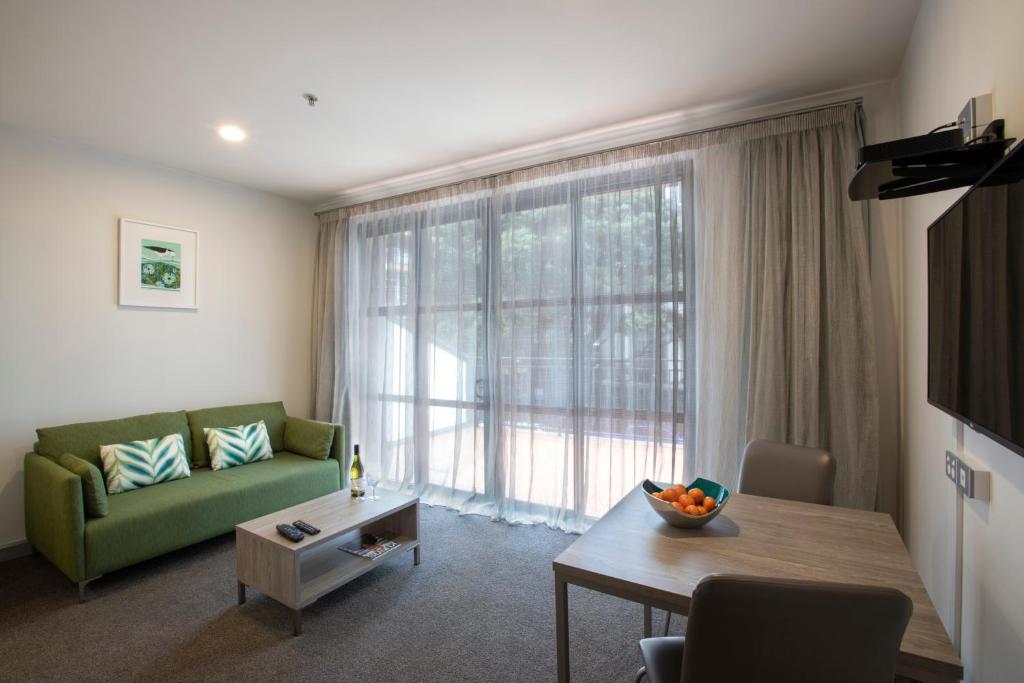 Quest Atrium Serviced Apartments, Wellington (updated prices 2025)