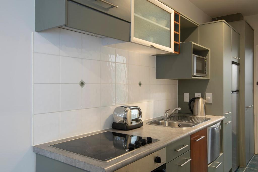 Quest Atrium Serviced Apartments, Wellington (updated prices 2025)