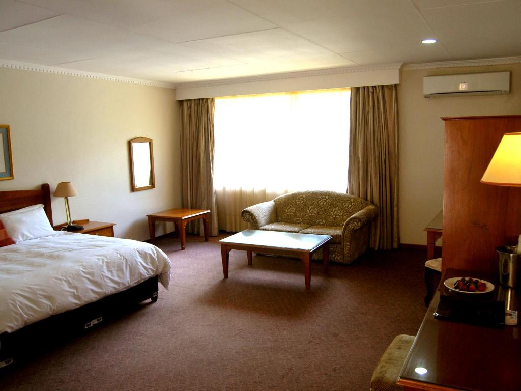 Safari Hotel & Convention Centre, Rustenburg (updated prices 2025)