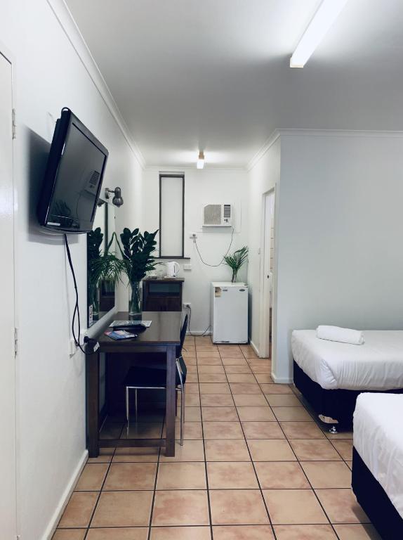 Roebuck Bay Hotel, Broome (updated prices 2025)