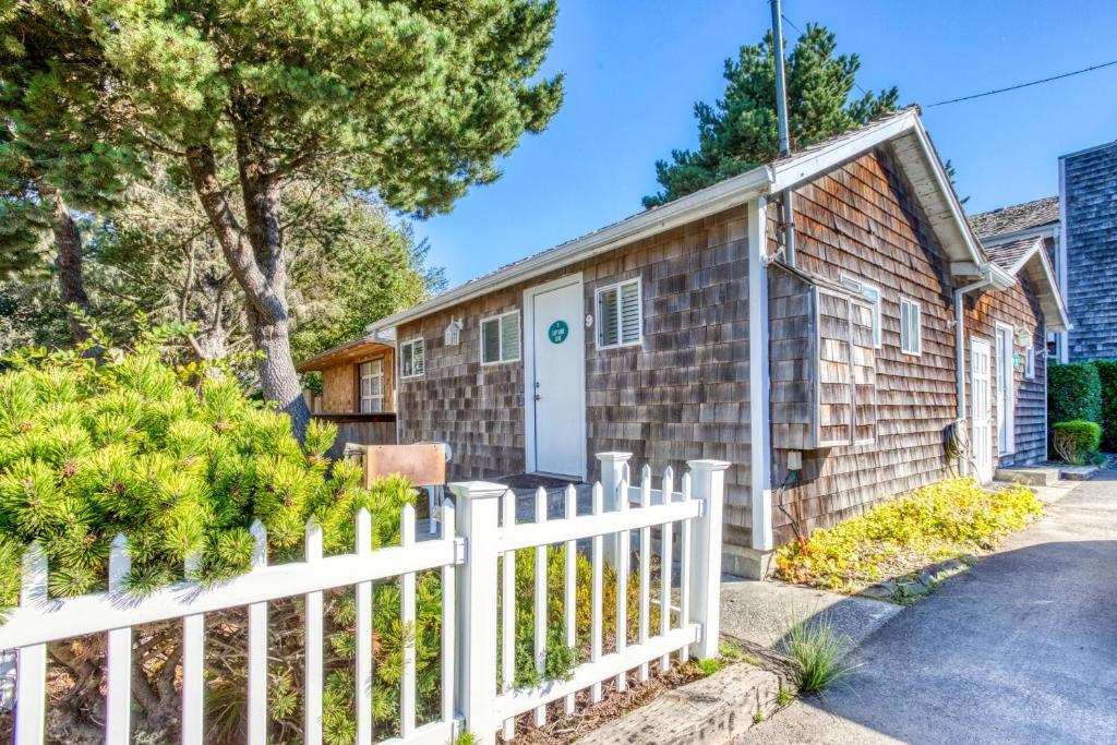 Beaches Inn | Captains Cove Cottage 9, Cannon Beach (updated prices 2026)