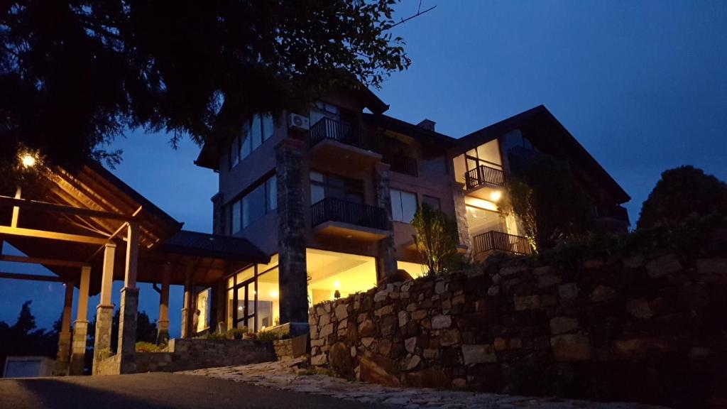 Marabedda Gardens Resort, Rikillagaskada (updated prices 2025)