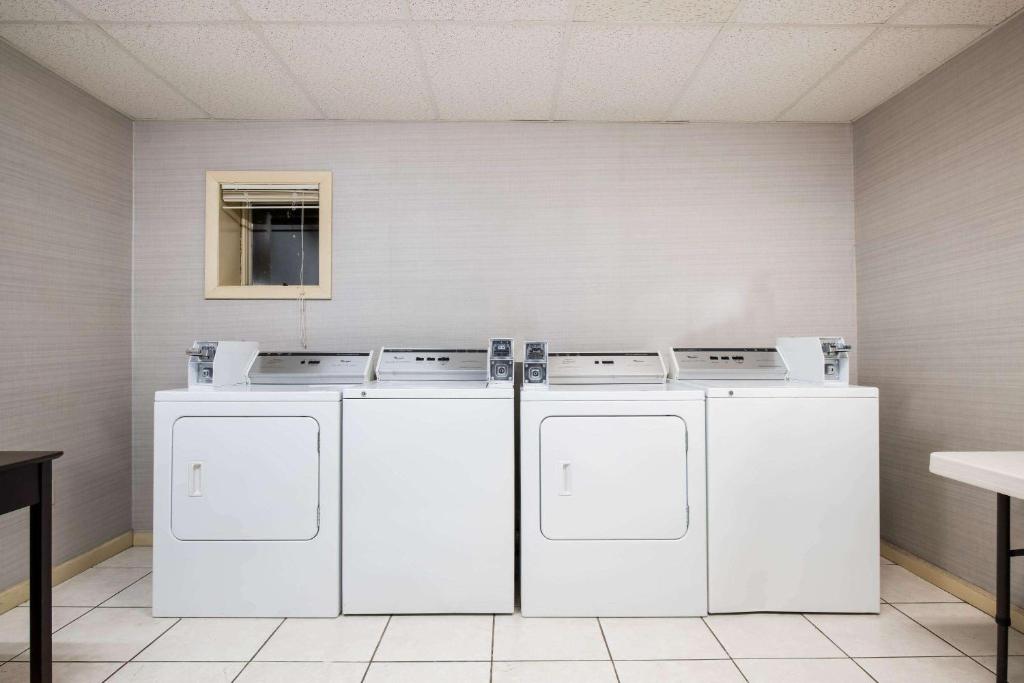 Ramada by Wyndham Groton Mystic, Groton (updated prices 2025)