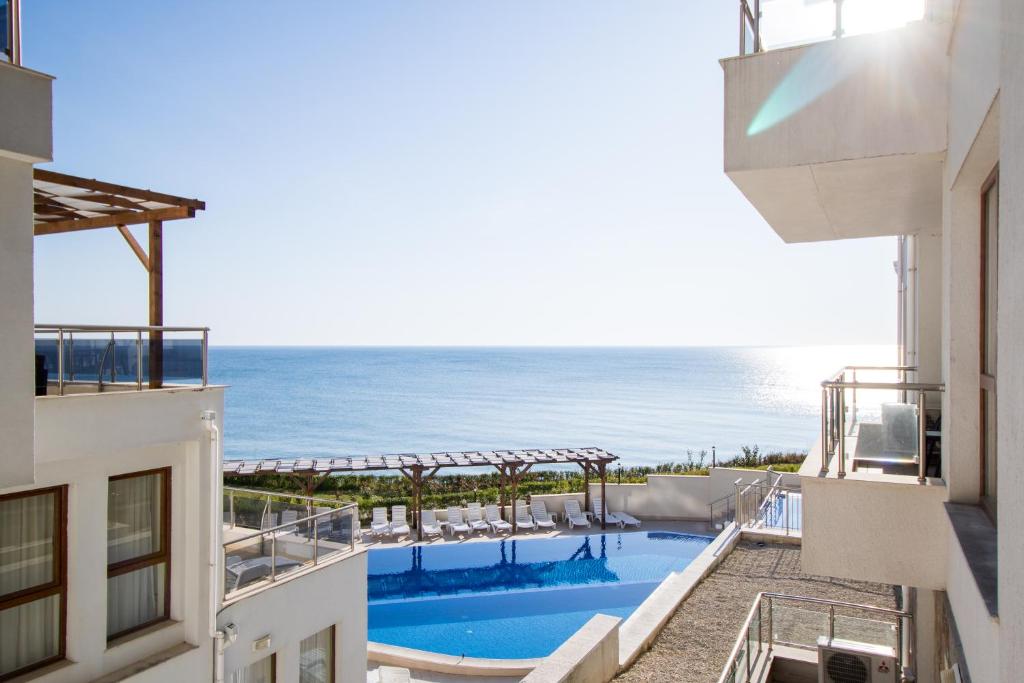 White Cliffs, Byala, Byala – Updated 2023 Prices