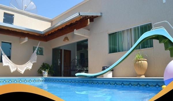 Linda Casa Com Sauna, Hidromassagem, Piscina, Cascata, Churrasqueira E Suíte Master!! - Caldas Novas