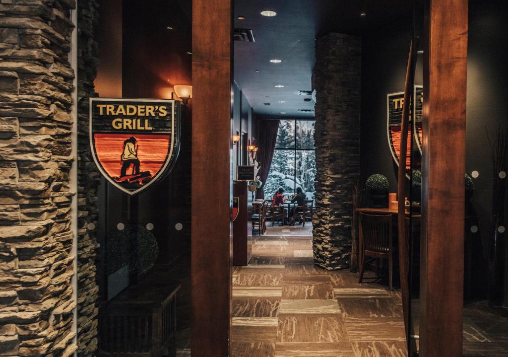 The Explorer Hotel, Yellowknife (updated prices 2025)