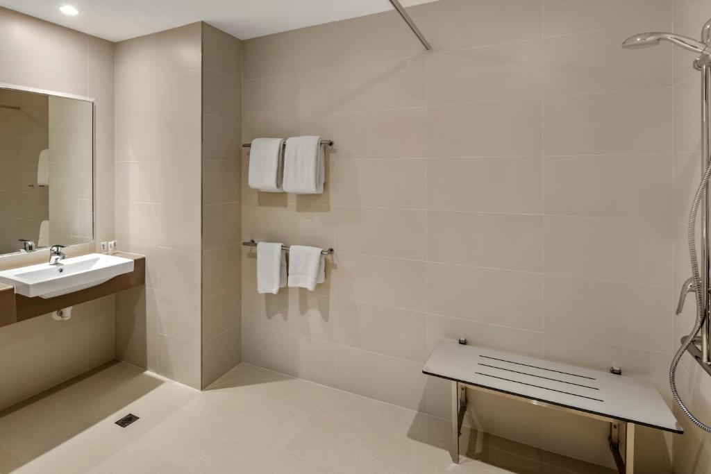 Quest East Perth, Perth (updated prices 2025)