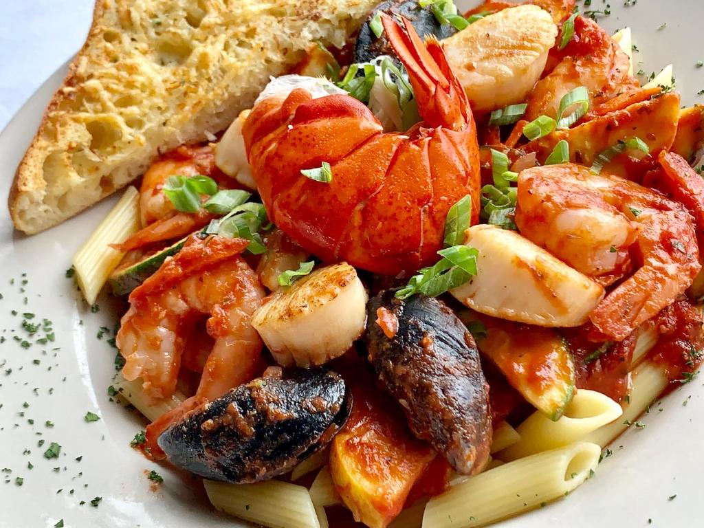 Lighthouse Inn Cape Cod, West Dennis (updated prices 2025)