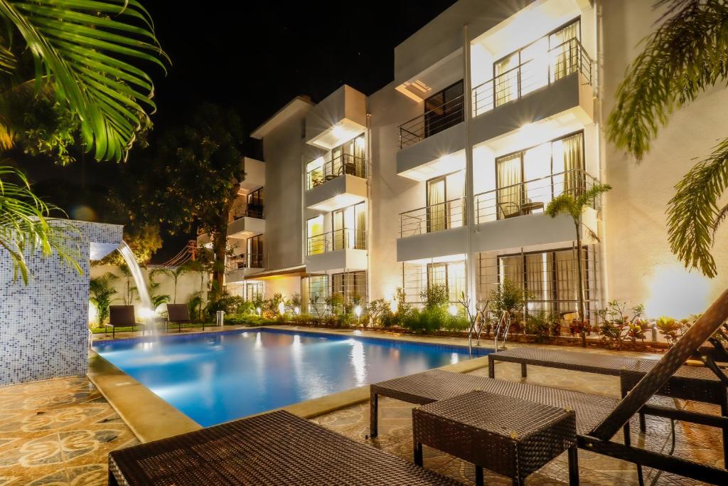 Miranda Beach Resort Baga, Baga (updated prices 2025)